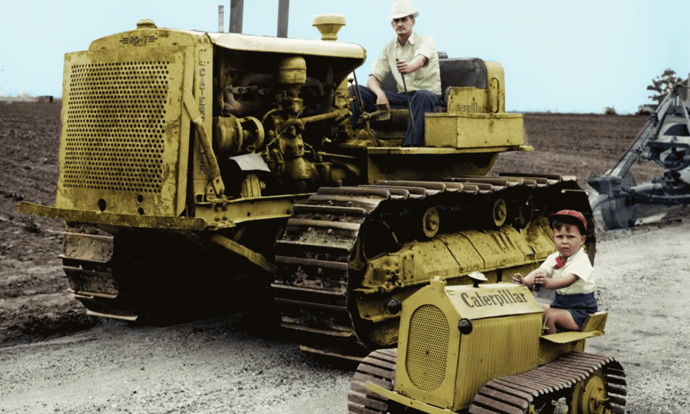 Video: 100 years of Caterpillar history – in colour - Truck and Fleet ...