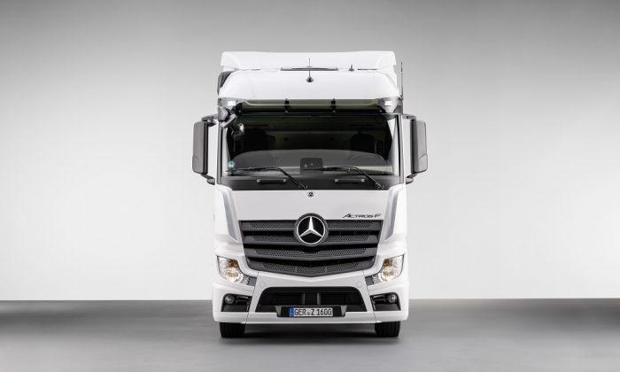 Actros F: Mercedes-Benz’ newest truck goes big on tech | Truck and ...