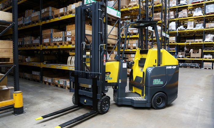 Combilift launches Aisle Master-OP for warehousing applications | Truck ...