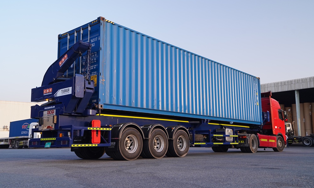 Tusker Engineering FZC delivers UAE’s only local-manufactured container side loader semi-trailer ...